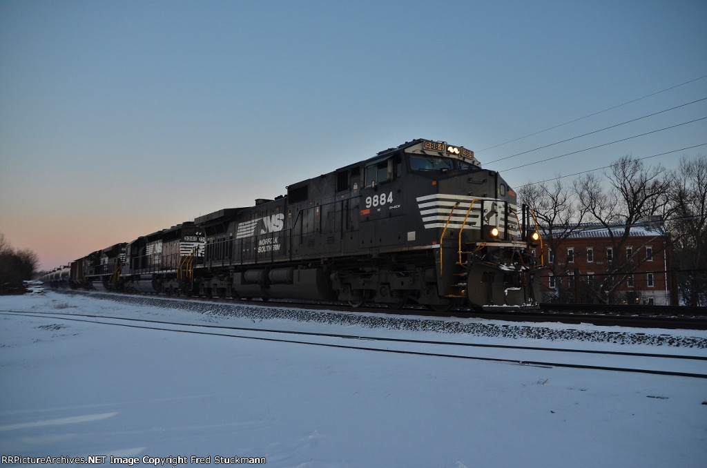 NS 9884 leads another oiler east.